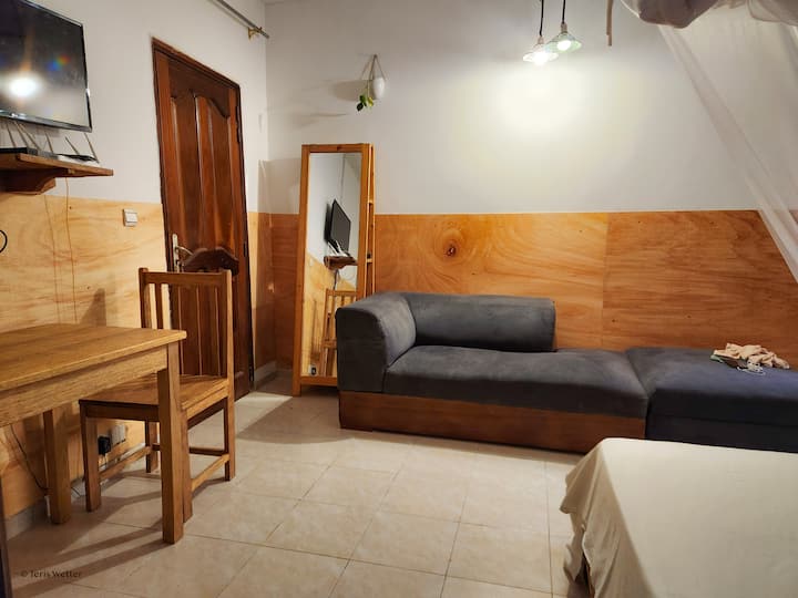 Studio With Private Courtyard - Dakar