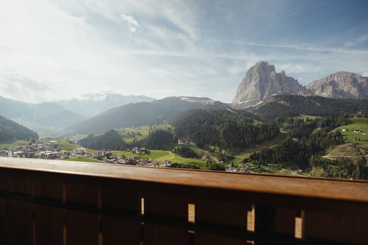 Breathtaking Mountain View Apartment (9) - Val Gardena