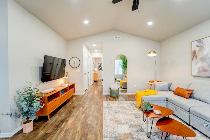 Adventure Base - Trailside 2br - Bentonville, AR