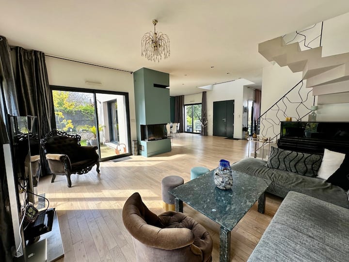 Maison D'architecte 210 M2 - Créteil