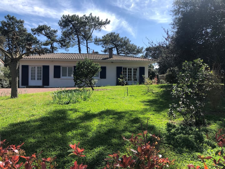Maison Proche Mer Avec Grand Jardin - Soulac-sur-Mer