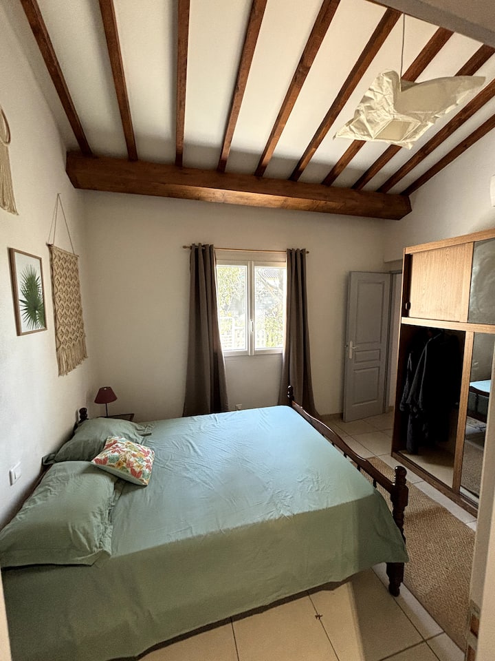 Maison Au Bord Du Rhône - Arles