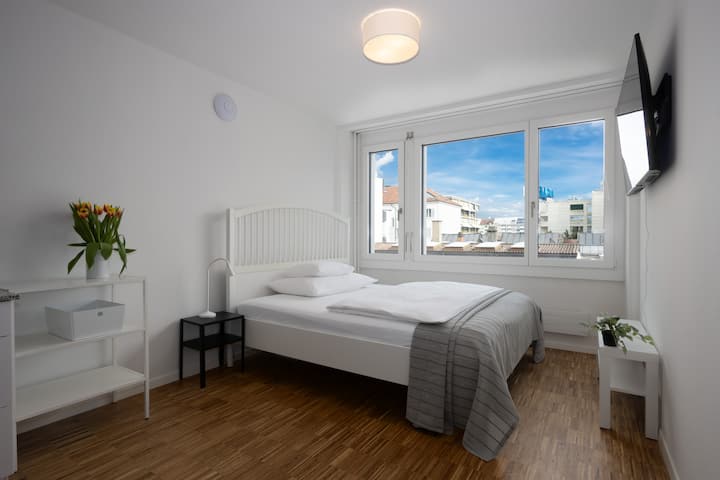 Zürich City-kleines Studio-albisriederplatz 4211 - Zürich