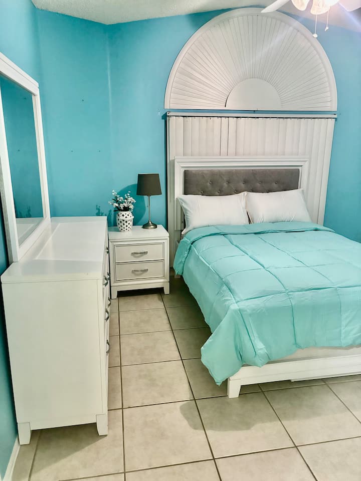 Water Room - Orlando, FL
