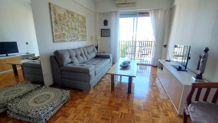 Muy Luminoso, Amplio Y Tranquilo C/ Hermoso Balcon - Provincia de Buenos Aires