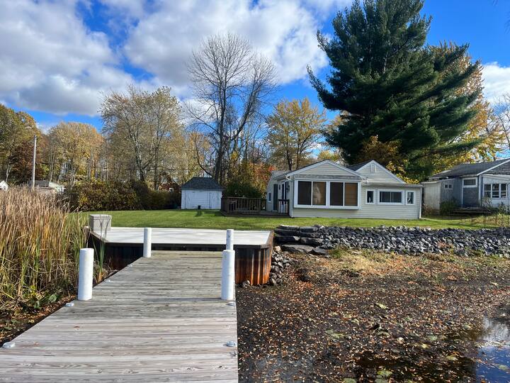 Amazing Cottage On Port Bay. - Sodus Point, NY