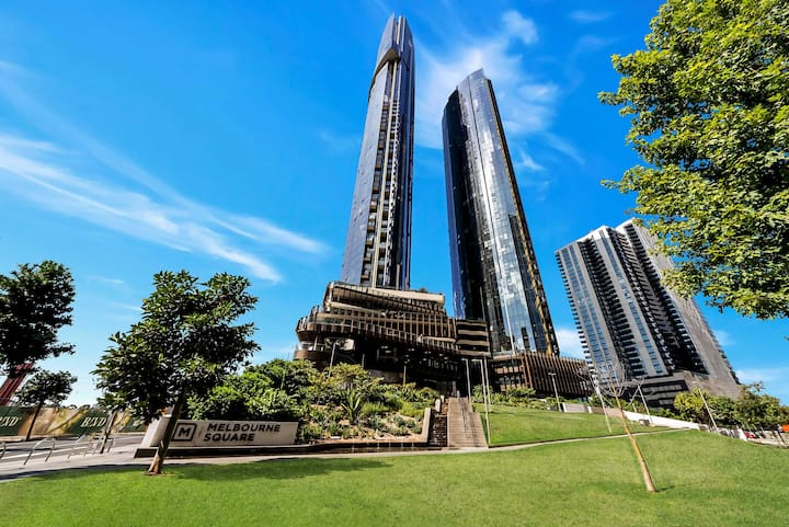 2 Bedroom 2 Bath Premier Apartment - Melbourne