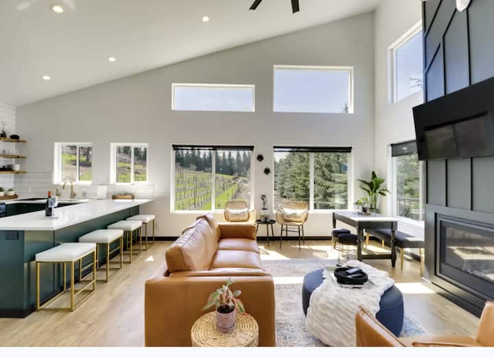 Magnalia House - Bigfork, MT