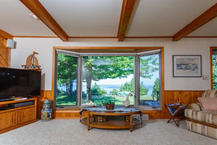 Ski Shore Retreat - Egg Harbor, WI