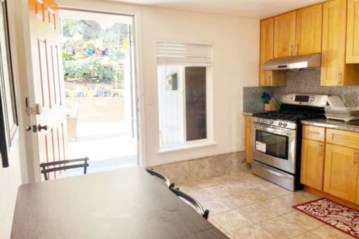 Private 2bd/1ba Apartment Near Sf-bbq Grill - Daly City, CA