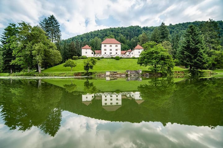 Grad Strmol - Kranj