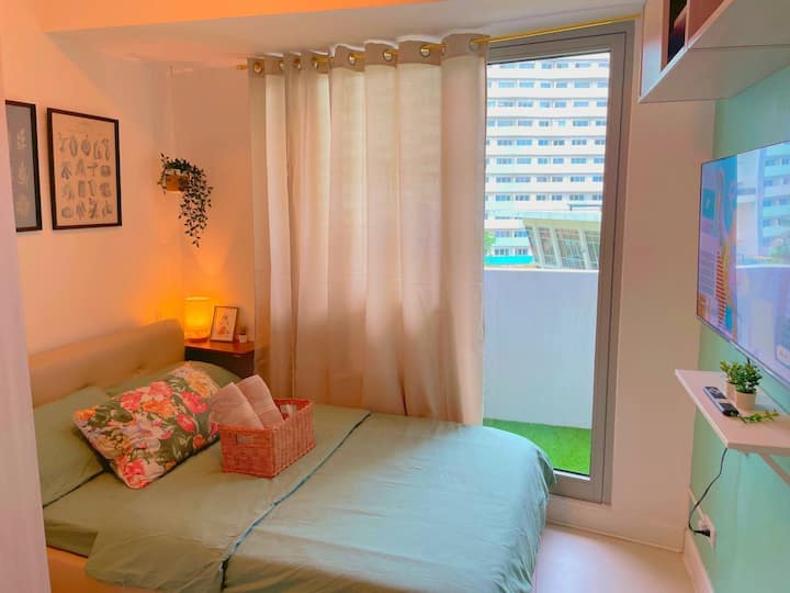Ada's Oasis | Cozy Studio With Free Pool Access - San Mateo