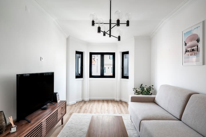 Ocean Breeze: T1 Apartment In Cascais By Lisbeyond - Cascais