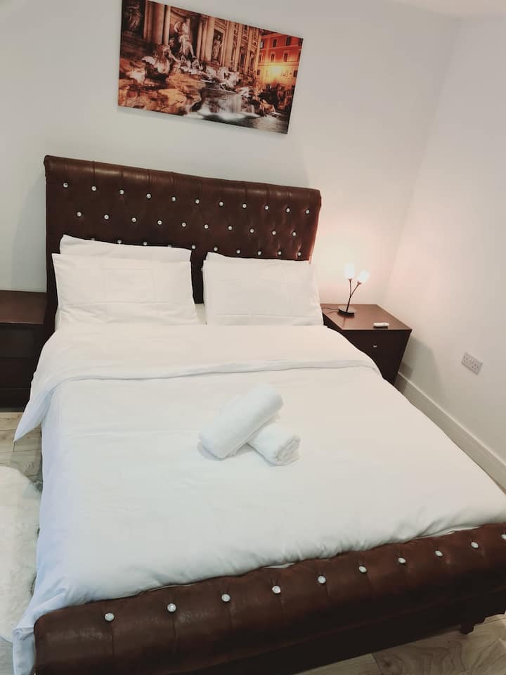 Cosy Room - Dunstable