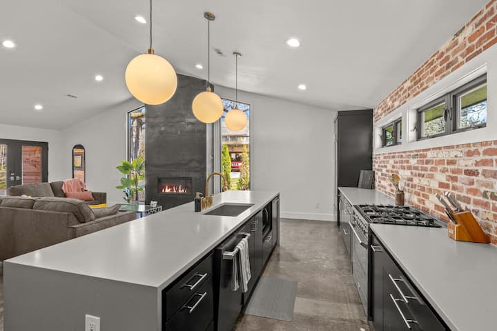 The Modern Dojo / From Hgtv / Bike In - Bike Out - Bentonville, AR