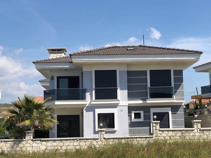 ÇEşme-şifne Turizmbak.kayıtlı 4+1 Müstakil Dubleks - Alaçatı