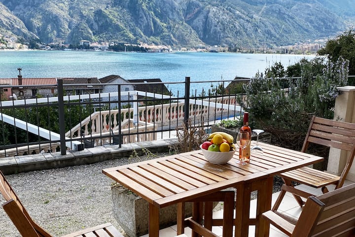 1bdr Apartment In Boka Bay - Kotor
