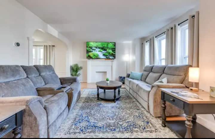 Cozy Lower Duplex In Buffalo - Buffalo, NY