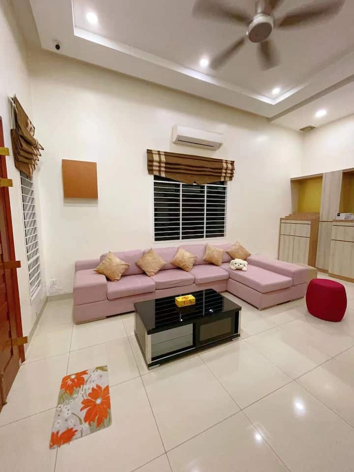 Lynn Homestay【bukit Bakri】 - Bukit Pasir