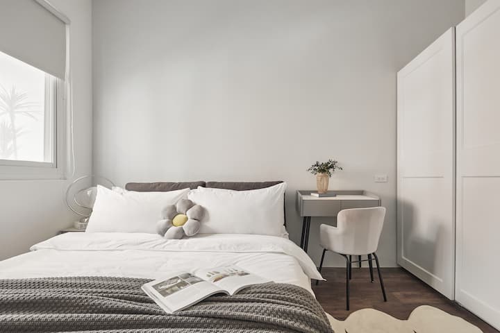 Poetry|捷運市政府|att 4 Fun | 國父紀念館 | 微風南山|台北101 - Keelung City