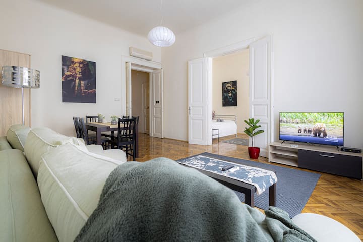 Gentleman Apartment - Budapest