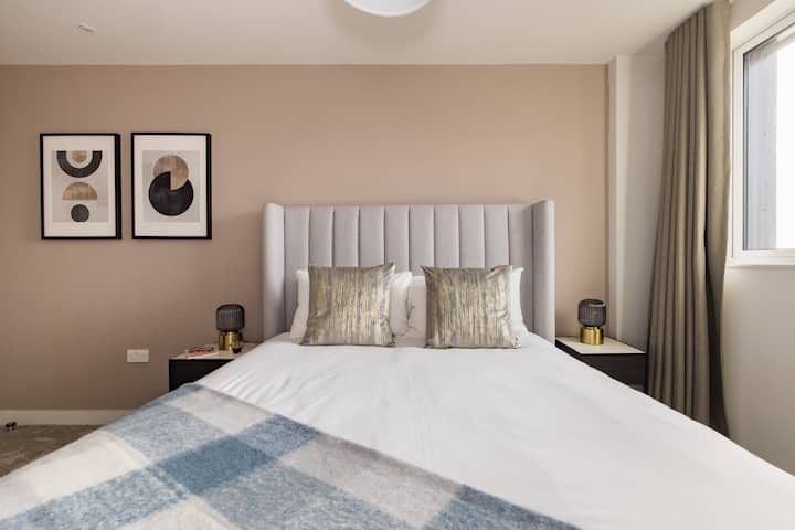 Modern 1 Bed Apartment With Gym - Leeds