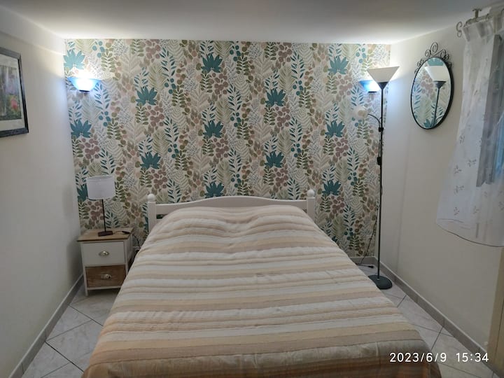 Chambre Meublé Avec Kitchenette - Limoges