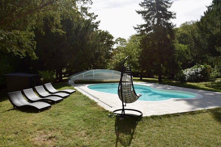 Le Manoir De Bonal: Le Gite Du Belier - Saint-Georges