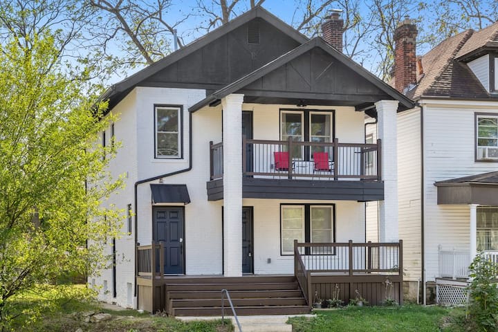 Entire Apartment | Modern | Convenient | Columbus - Columbus, OH