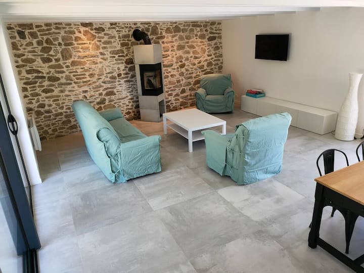 Longère En Pierre Moderne Et Chaleureuse - Savenay
