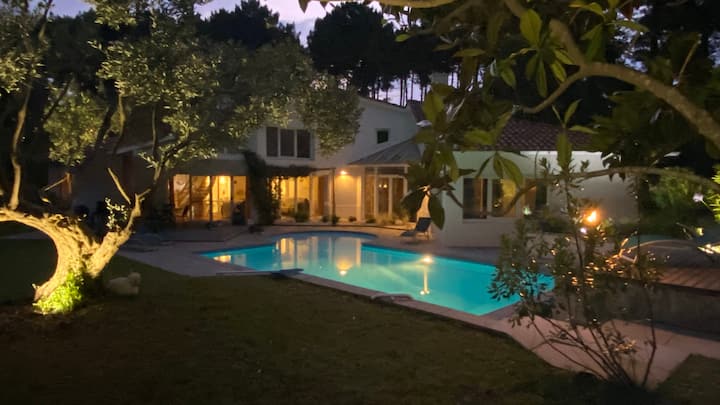 Confortable Villa Au Golf Avec Piscine Et Terrasse - Biscarrosse