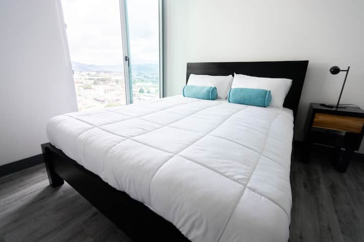 Secrt Pool View Apartment - San José