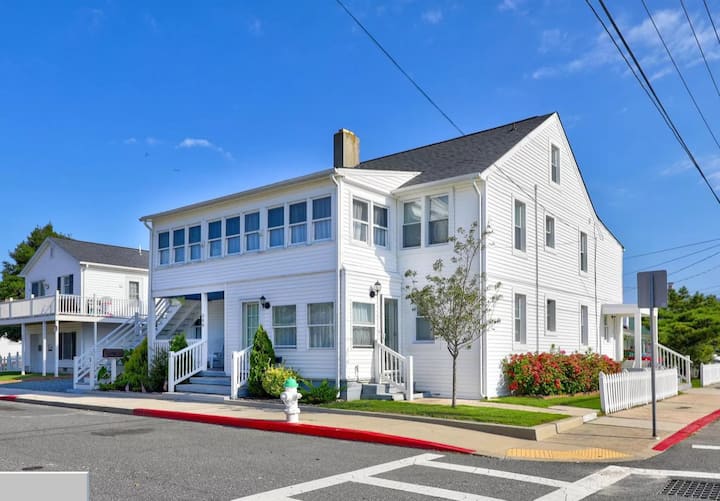 Cozy And Spacious Bay View Getaway - 3 Bedroom - Area 51, Ocean City