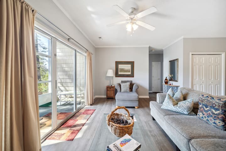 Riverside Relaxation – Golf, Beach & More - Little River, SC