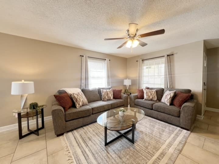 2/1 Centrally Located Bungalow 2 - Texarkana, AR