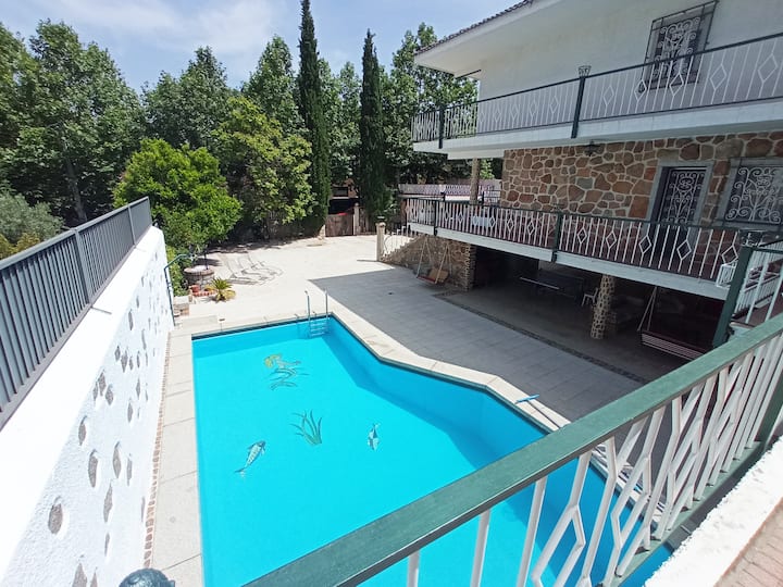 Matrimonial Con Baño En Suite - El Escorial
