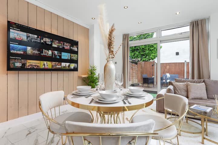 Elegant Oasis | Garden | 65 Inch Tv & Netflix - Londra