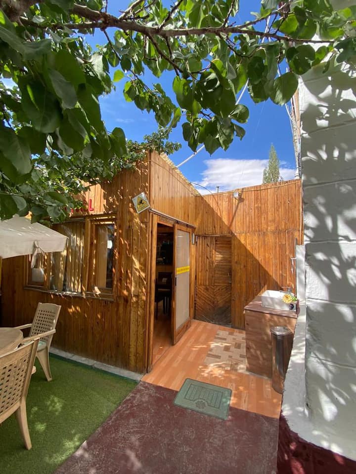 A104 In Leh Near Market - Leh