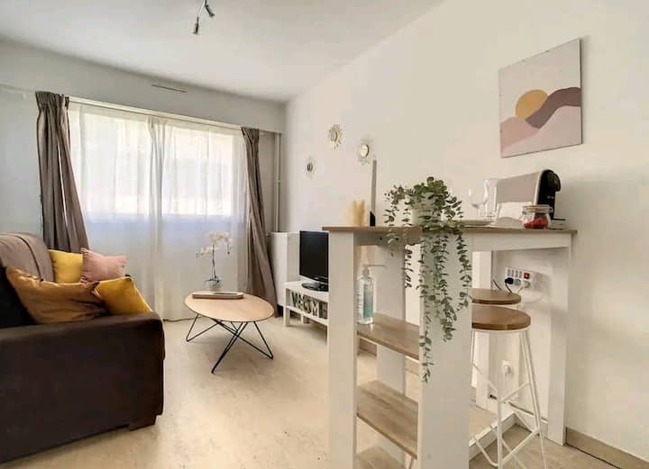 Studio Cosy -À 5 Min De La Mer Et 2 Min De La Gare - Vallauris