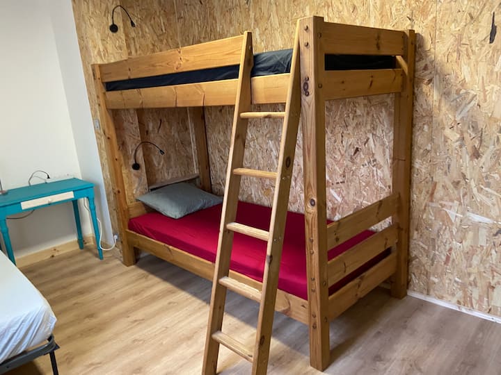 Lit 1 En Dortoir Pour Randonneur - Morlaix