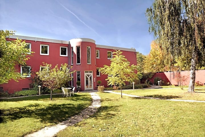 Residence Moai - Kostenl. Parkplatz, Wlan, Netflix - Erlangen