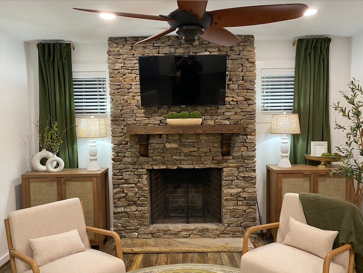 Cabin In The Pines 
2 Br
1.5 Ba - Travelers Rest, SC