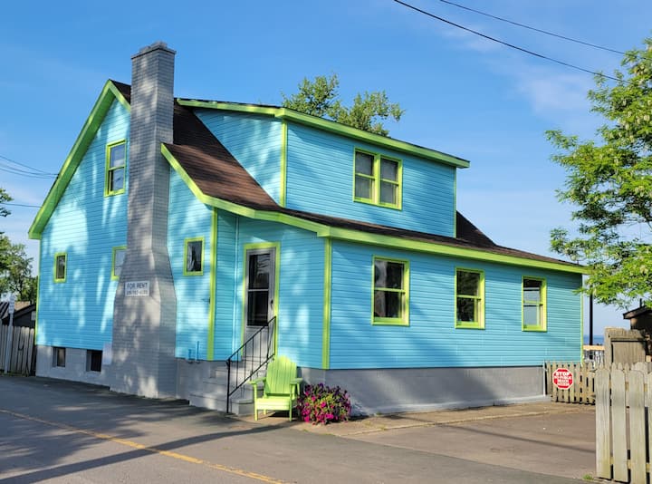 Sunset Cottages New Beach House - Sylvan Beach, NY