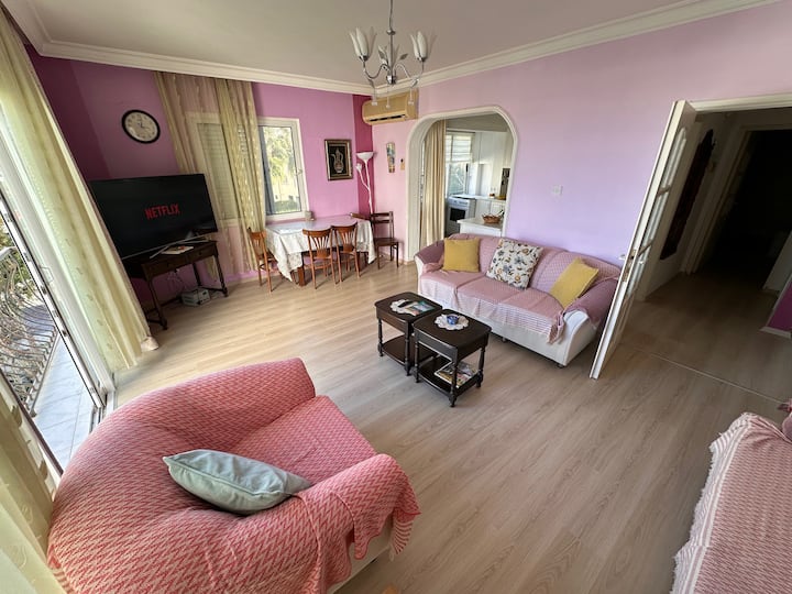 Girne/merkez Liman Karşısı 2odalı Daire - Kyrenia
