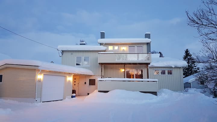 Koselig Hus I Rolig Boligstrøk - Tromsø