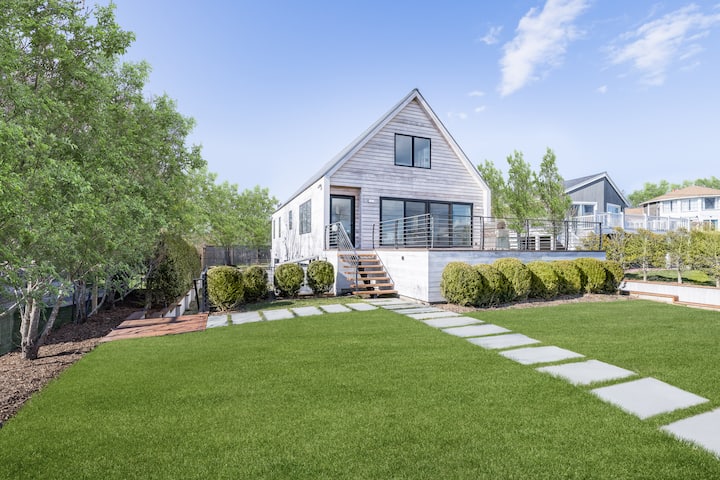 Designer Beach House In Ditch - Montauk, NY