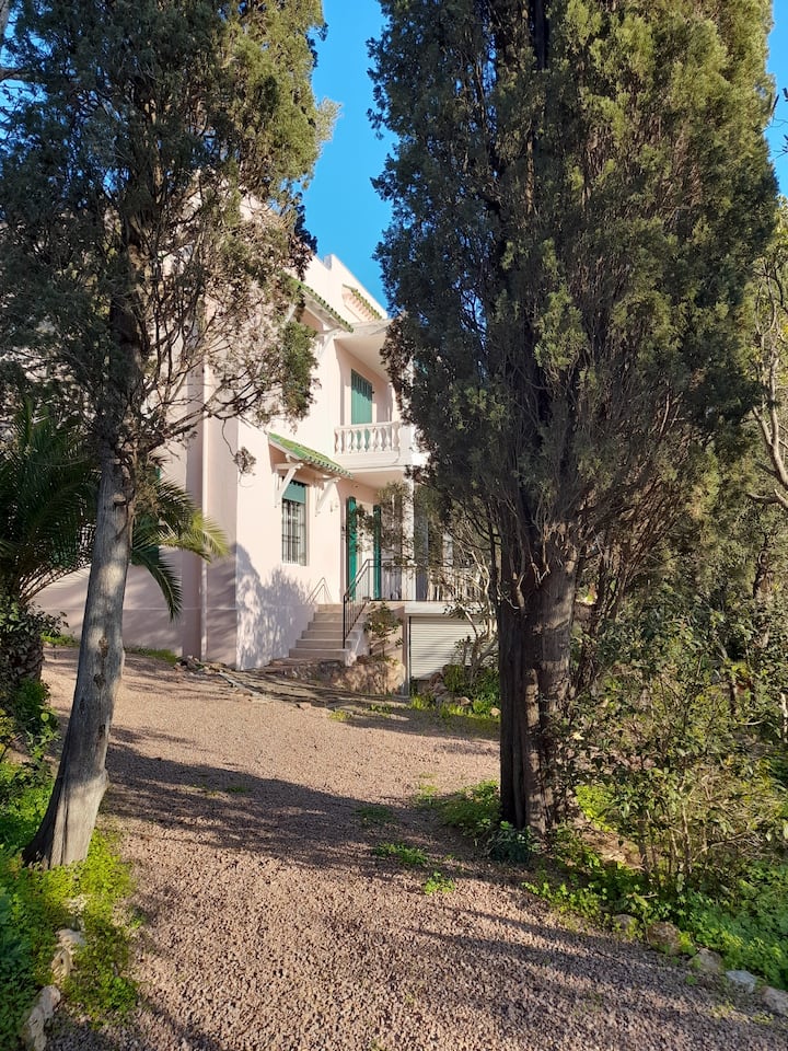 Villa Avec Grand Jardin - St- Raphaël Côte D'azur - Saint-Raphaël