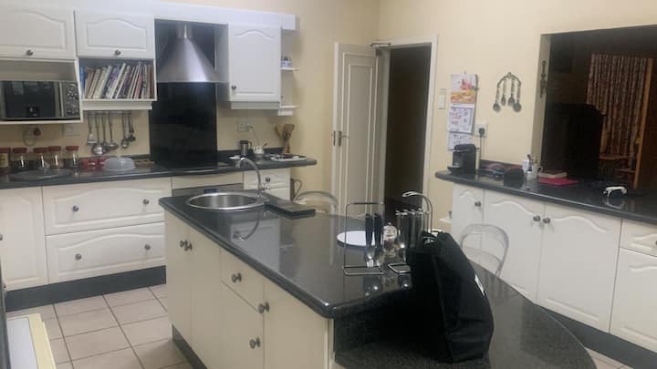 Cosy House With Space Inside. - Johannesburgo