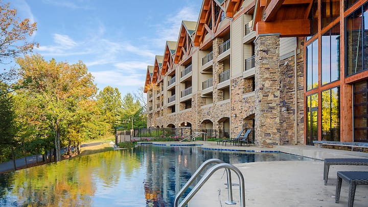 Studio At Branson Paradise Point - Omaha, AR