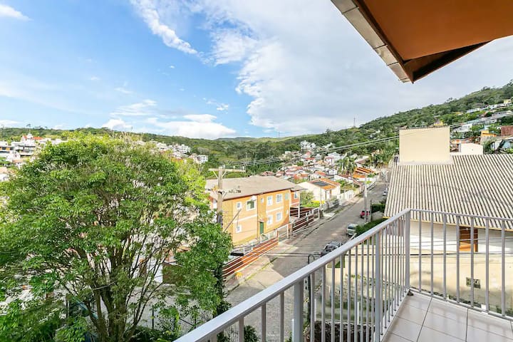 Loft Espaçoso Com Sacada - Pm005 - Florianópolis